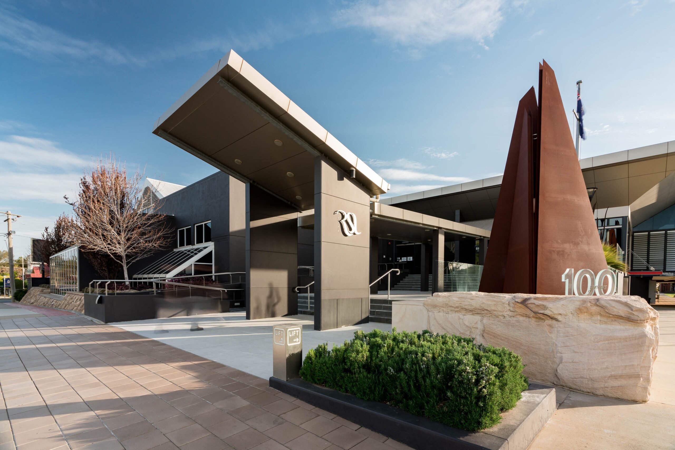 WaggaRSL - Case Study - Simple Pixels